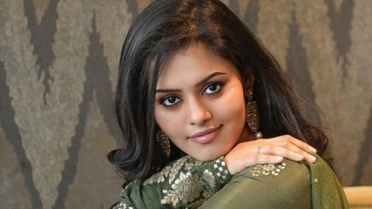 Swathishta Krishnan Age, Height, Weight, Wiki, Biography, Family, And ...