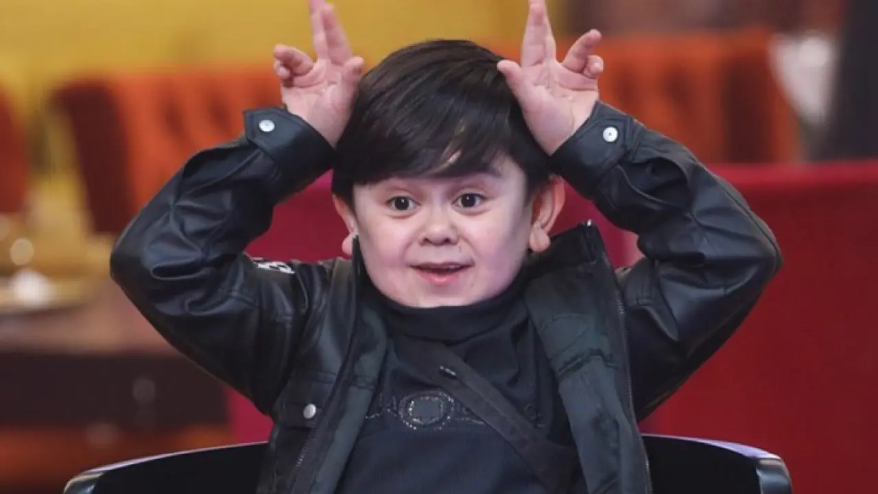 Abdu Rozik Age, Height, Weight, Wiki, Biography, Family, And More ...