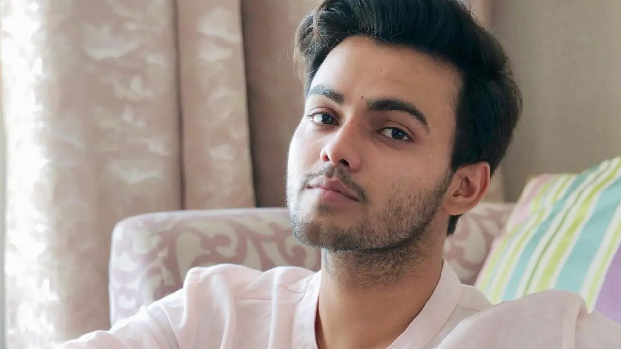 Sparsh Shrivastava Age, Height, Weight, Wiki, Biography, Family, And ...